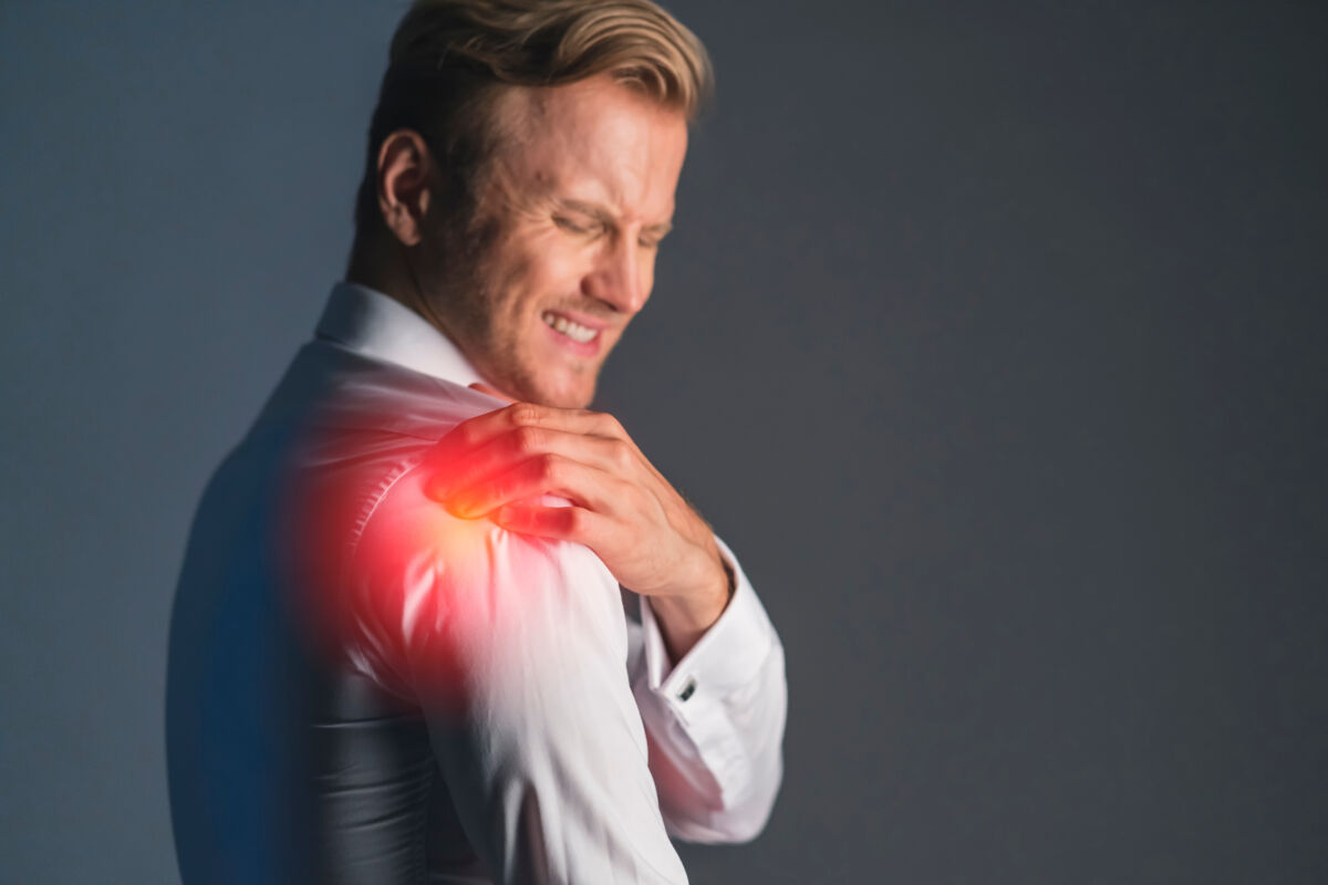 How Chiropractic Care Helps Heal Muscle Strains and Lower Back Pain ...